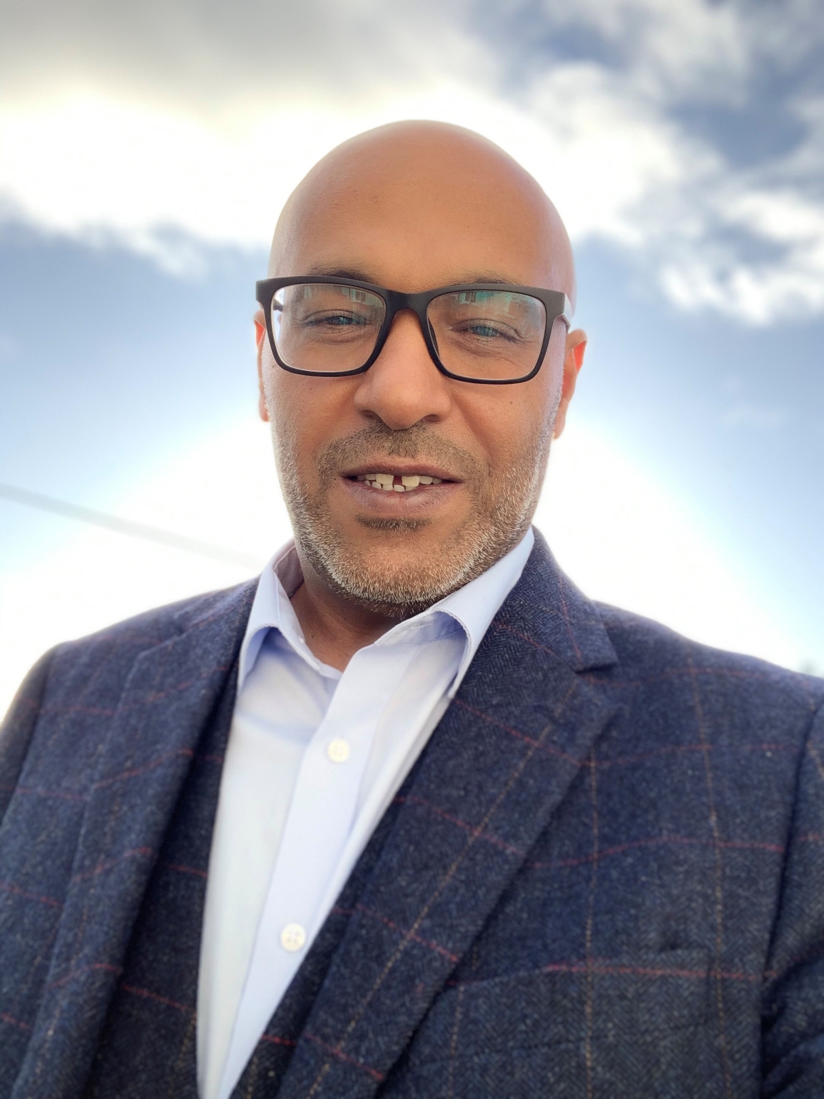 ARIF ALAMERI — IT TAKES A TEAM TO SUCCEED