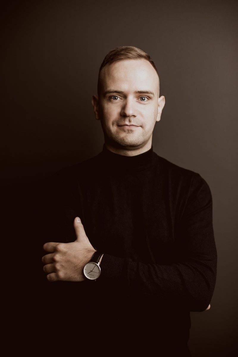 ARIJUS ŠULCAS – DARBŠTUMAS, ATSAKINGUMAS IR SMALSUMAS, KURIE ĮKVEPIA